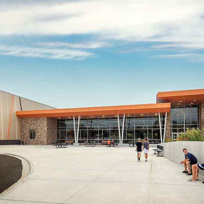 Lunda Community Center